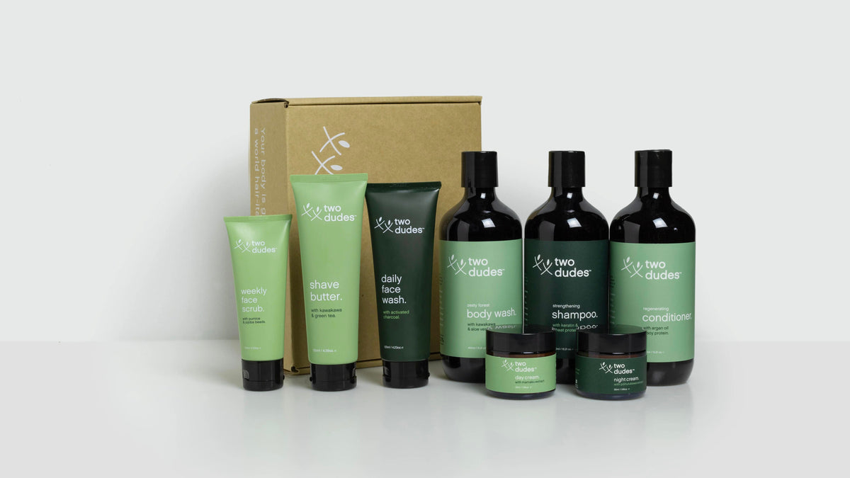 Men’s Toiletry Bag: The Must-Have Items for Every Dude's Toiletry Bag ...